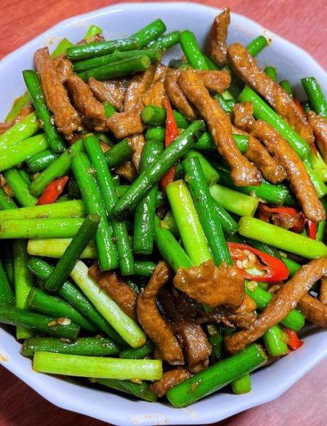 蒜毫怎么炒好吃_蒜毫炒肉家常做法-第1张图片-山城妙识 蒜毫怎么炒好吃_蒜毫炒肉家常做法-第1张图片-山城妙识
