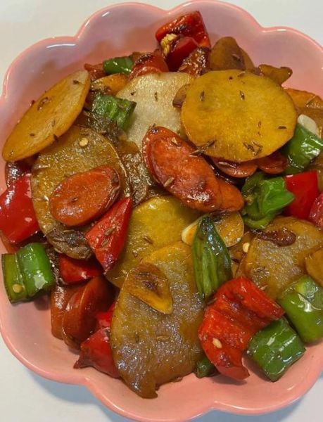 干煸孜然土豆片怎么做_孜然土豆片家常做法-第1张图片-山城妙识