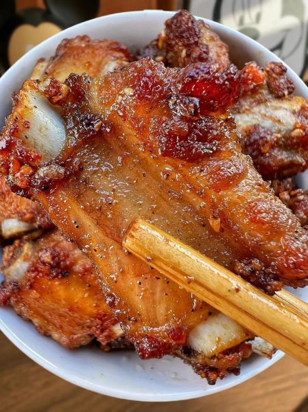 椒盐排骨怎么做_椒盐排骨的做法视频-第3张图片-山城妙识