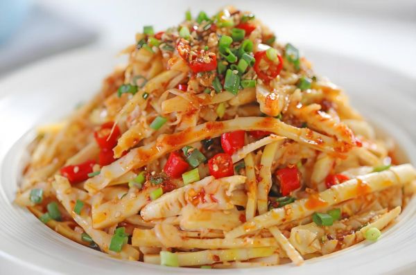 凉调笋丝怎么做_笋丝焯水几分钟-第3张图片-山城妙识