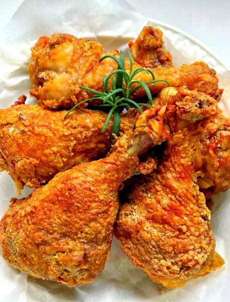 炸鸡腿怎么腌制才入味_炸鸡腿酥脆的秘诀-第2张图片-山城妙识