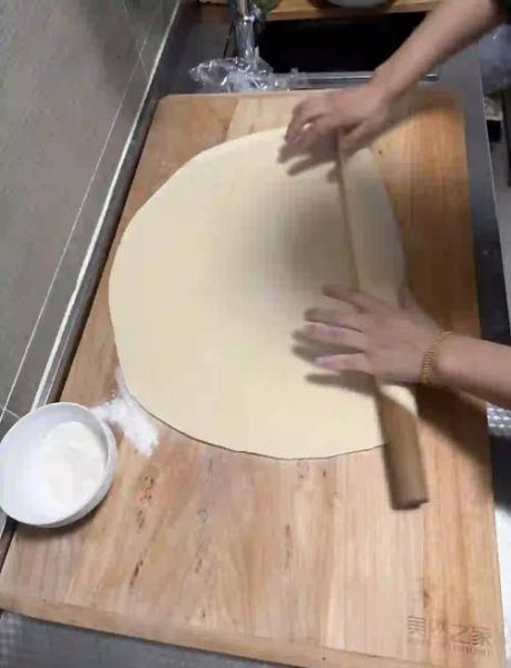 手擀面怎么和面_手擀面家常做法-第1张图片-山城妙识
