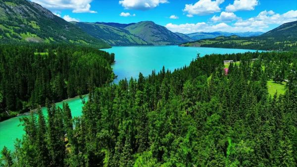 新疆旅游必去景点有哪些_喀纳斯湖几月份最美-第2张图片-山城妙识