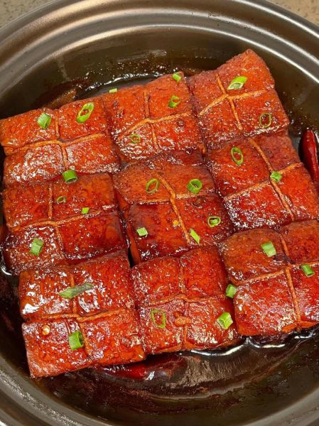 东坡肉正宗做法_东坡肉怎么做才肥而不腻-第1张图片-山城妙识 东坡肉正宗做法_东坡肉怎么做才肥而不腻-第1张图片-山城妙识