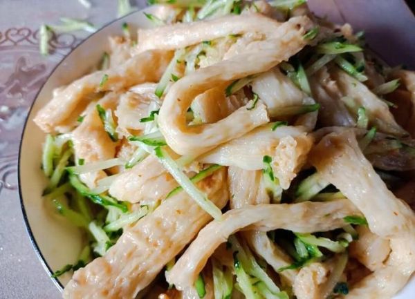 炒牛筋面怎么做好吃_家常牛筋面做法步骤-第2张图片-山城妙识