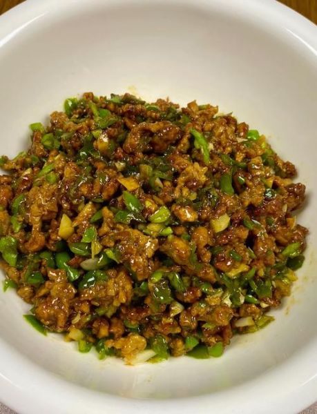 肉末怎么炒才嫩_肉末炒多久才熟-第1张图片-山城妙识