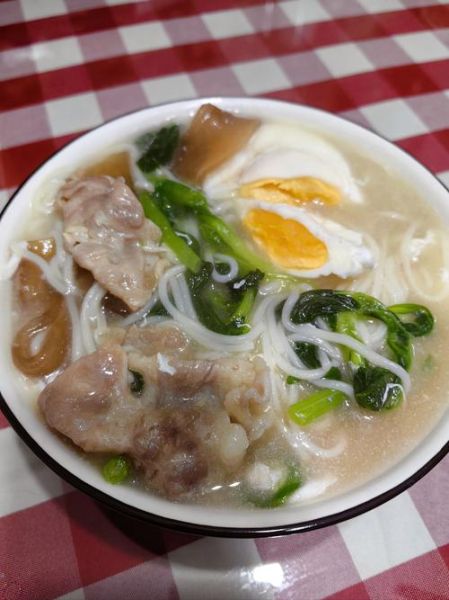 挂面怎么煮好吃又简单_挂面汤最简单的做法-第2张图片-山城妙识