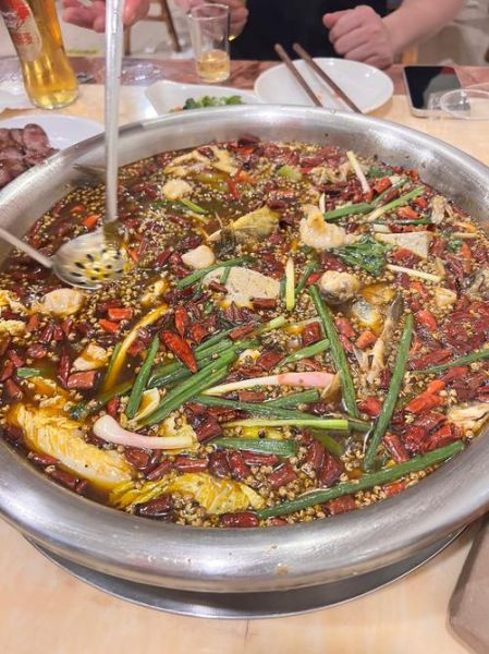 泡椒鲫鱼怎么做好吃_泡椒鲫鱼的家常做法-第2张图片-山城妙识 泡椒鲫鱼怎么做好吃_泡椒鲫鱼的家常做法-第2张图片-山城妙识