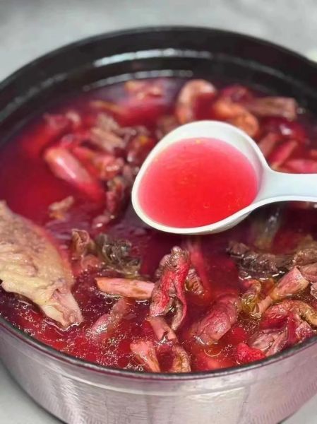 福建红菇汤怎么炖好喝_正宗红菇汤做法窍门-第1张图片-山城妙识