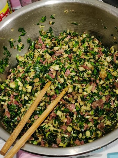 牛肉虾仁馅饺子怎么做_牛肉虾仁馅饺子做法步骤-第1张图片-山城妙识