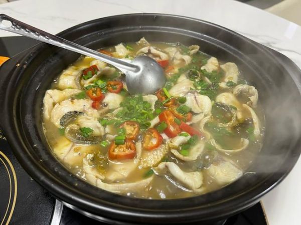 三鲜鱼片怎么做_三鲜鱼片的家常做法-第1张图片-山城妙识