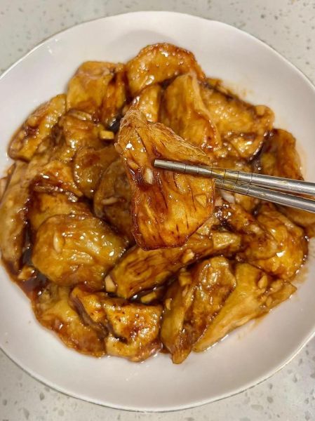 糖醋茄子怎么做_糖醋茄子用不用先炸-第1张图片-山城妙识