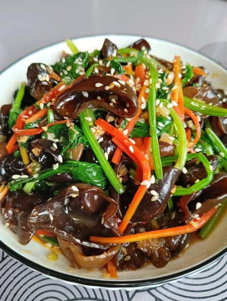 凉拌木耳怎么做好吃_家常凉拌木耳的做法-第1张图片-山城妙识