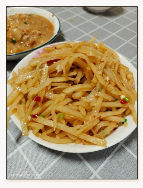 番茄酱土豆丝怎么做_番茄酱土豆丝家常做法-第3张图片-山城妙识 番茄酱土豆丝怎么做_番茄酱土豆丝家常做法-第3张图片-山城妙识