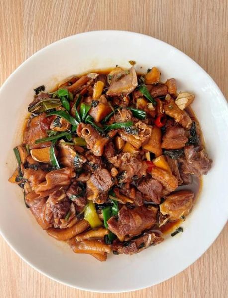 广东焖鸭怎么做才够味_正宗做法需要哪些配料-第2张图片-山城妙识 广东焖鸭怎么做才够味_正宗做法需要哪些配料-第2张图片-山城妙识