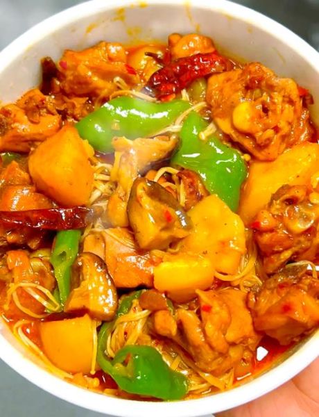 黄焖鸡米饭怎么做_正宗黄焖鸡米饭配方-第1张图片-山城妙识