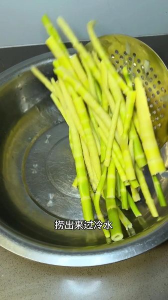 凉拌竹笋怎么做好吃_凉拌竹笋需要焯水吗-第3张图片-山城妙识 凉拌竹笋怎么做好吃_凉拌竹笋需要焯水吗-第3张图片-山城妙识
