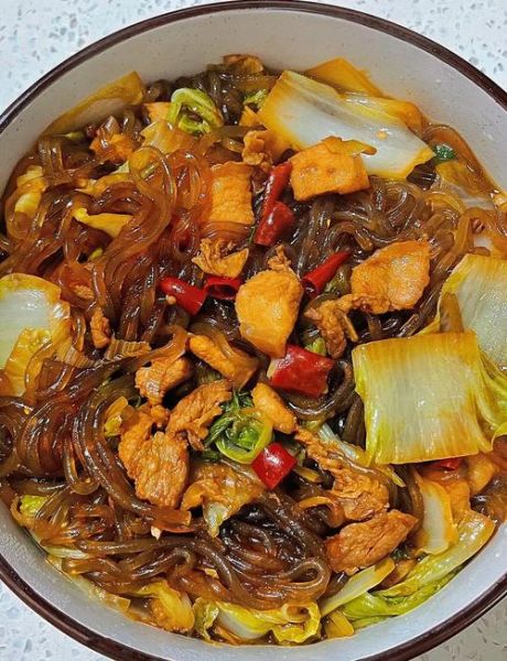 猪肉粉条炖白菜怎么做_家常做法步骤详解-第2张图片-山城妙识 猪肉粉条炖白菜怎么做_家常做法步骤详解-第2张图片-山城妙识