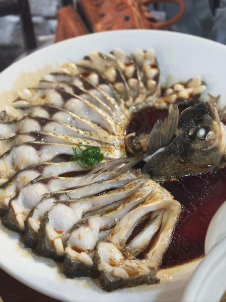 红烧武昌鱼怎么做_武昌鱼怎么做好吃又入味-第1张图片-山城妙识