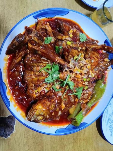 红烧小杂鱼怎么做好吃_红烧小杂鱼的家常做法-第3张图片-山城妙识