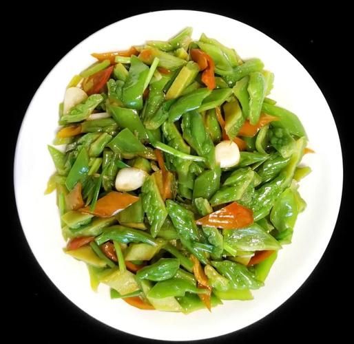 苦瓜炒肠子怎么炒不苦_苦瓜炒肠子焯水几分钟-第2张图片-山城妙识