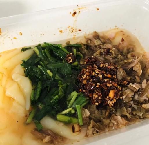 手工面鱼怎么做_手工面鱼的家常做法-第1张图片-山城妙识