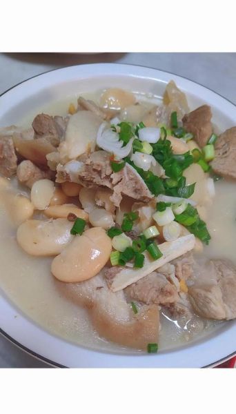 豆汤的做法_怎样煮出奶白浓汤-第1张图片-山城妙识