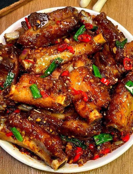 香辣排骨怎么做才入味_家常香辣排骨的做法步骤-第2张图片-山城妙识