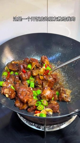 香辣排骨怎么做才入味_家常香辣排骨的做法步骤-第3张图片-山城妙识