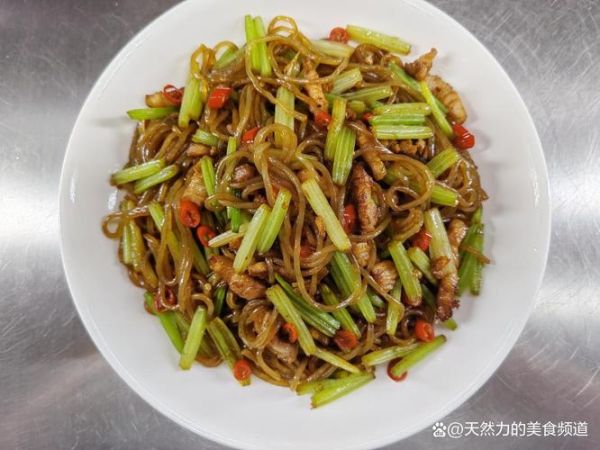 木耳炒粉条怎么炒不坨_木耳炒粉条的家常做法-第3张图片-山城妙识 木耳炒粉条怎么炒不坨_木耳炒粉条的家常做法-第3张图片-山城妙识