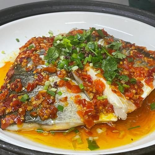 剁椒鱼头怎么做_剁椒鱼头正宗做法-第2张图片-山城妙识 剁椒鱼头怎么做_剁椒鱼头正宗做法-第2张图片-山城妙识