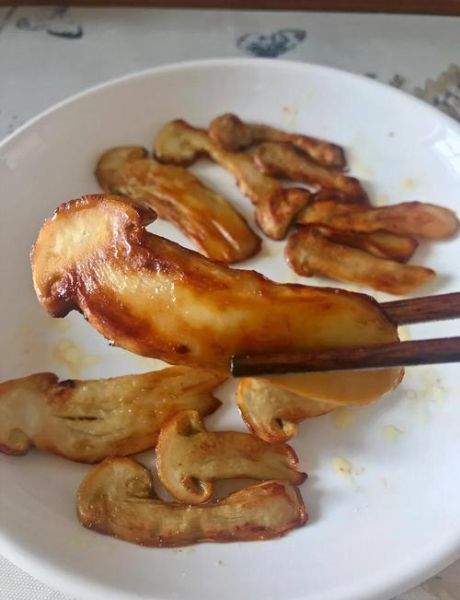 香煎松茸怎么做_香煎松茸用什么油最好-第2张图片-山城妙识 香煎松茸怎么做_香煎松茸用什么油最好-第2张图片-山城妙识