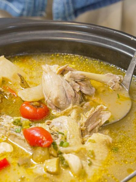 酸汤鸡怎么做_酸汤鸡最正宗的做法-第1张图片-山城妙识 酸汤鸡怎么做_酸汤鸡最正宗的做法-第1张图片-山城妙识