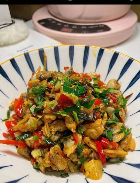 花甲肉怎么炒好吃_花甲肉的家常做法-第1张图片-山城妙识