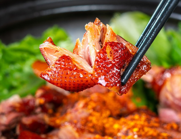 烟熏鸭怎么做_家庭版烟熏鸭做法-第1张图片-山城妙识 烟熏鸭怎么做_家庭版烟熏鸭做法-第1张图片-山城妙识