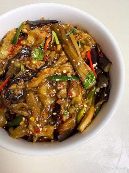 凉拌蒸茄子怎么做_蒸茄子要不要去皮-第3张图片-山城妙识