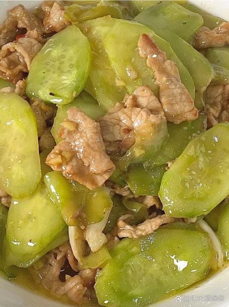 黄瓜炒肉片怎么做_黄瓜炒肉片先炒肉还是先炒黄瓜-第3张图片-山城妙识 黄瓜炒肉片怎么做_黄瓜炒肉片先炒肉还是先炒黄瓜-第3张图片-山城妙识
