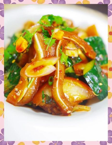 凉拌猪耳朵怎么做_凉拌猪耳朵需要焯水吗-第2张图片-山城妙识 凉拌猪耳朵怎么做_凉拌猪耳朵需要焯水吗-第2张图片-山城妙识