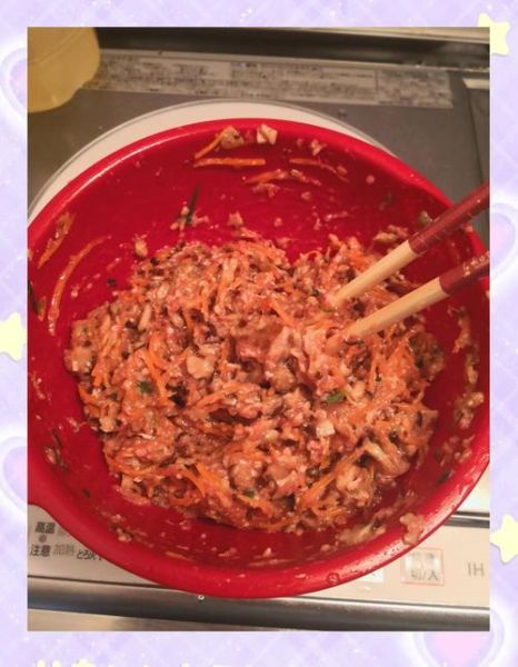 香菇胡萝卜肉馅饺子怎么做_香菇饺子馅怎么调才香-第2张图片-山城妙识 香菇胡萝卜肉馅饺子怎么做_香菇饺子馅怎么调才香-第2张图片-山城妙识