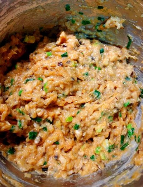 香菇胡萝卜肉馅饺子怎么做_香菇饺子馅怎么调才香-第1张图片-山城妙识 香菇胡萝卜肉馅饺子怎么做_香菇饺子馅怎么调才香-第1张图片-山城妙识