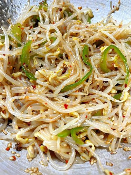 豆芽怎么凉拌才好吃_豆芽凉拌需要焯水吗-第1张图片-山城妙识 豆芽怎么凉拌才好吃_豆芽凉拌需要焯水吗-第1张图片-山城妙识