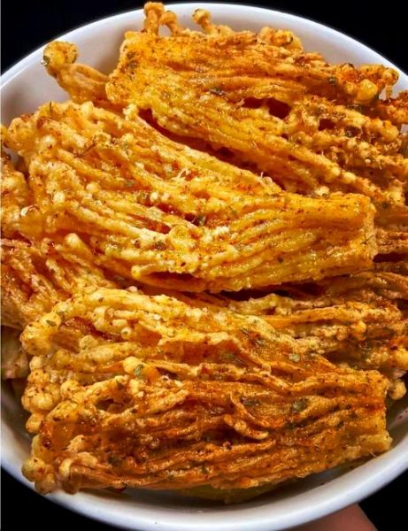 油炸金针菇怎么做酥脆_油炸金针菇用面粉还是淀粉-第1张图片-山城妙识