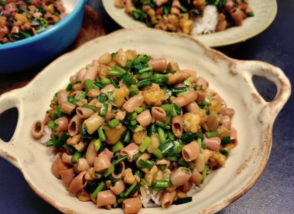 海肠捞饭怎么做_正宗海肠捞饭做法-第1张图片-山城妙识 海肠捞饭怎么做_正宗海肠捞饭做法-第1张图片-山城妙识