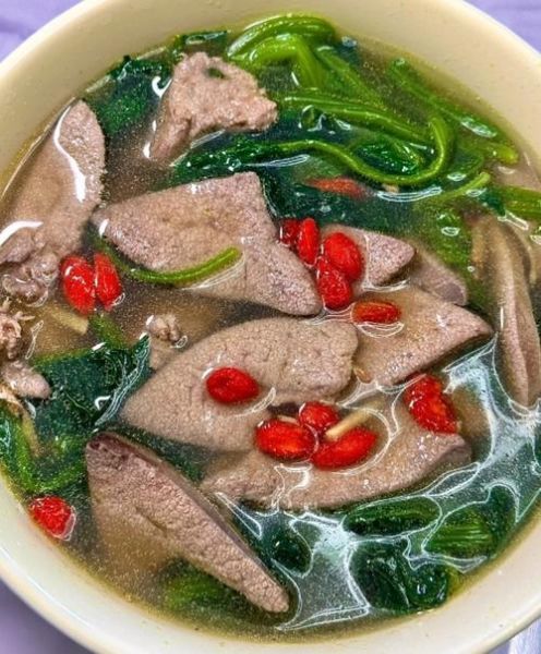 猪肝菠菜汤怎么做_猪肝菠菜汤焯水多久-第1张图片-山城妙识 猪肝菠菜汤怎么做_猪肝菠菜汤焯水多久-第1张图片-山城妙识