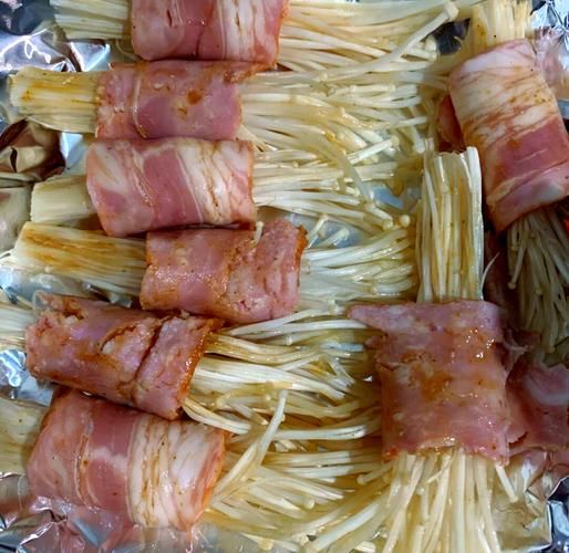 培根卷金针菇怎么做_培根卷金针菇烤箱温度时间-第3张图片-山城妙识