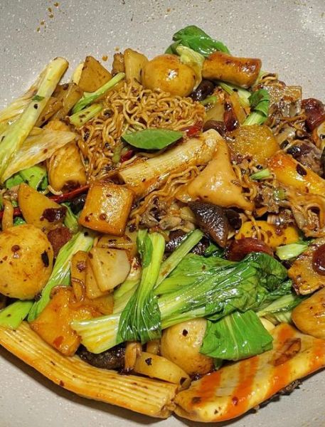 香锅的家常做法_香锅怎么做才够味-第2张图片-山城妙识 香锅的家常做法_香锅怎么做才够味-第2张图片-山城妙识