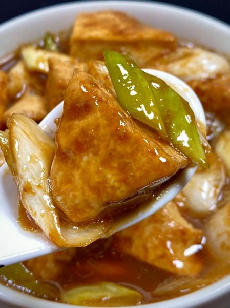 葱油豆腐怎么做_家常葱油豆腐简单做法-第2张图片-山城妙识