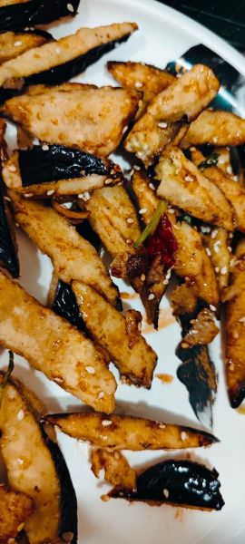 裹面炸茄子怎么做_裹面炸茄子不吸油技巧-第3张图片-山城妙识 裹面炸茄子怎么做_裹面炸茄子不吸油技巧-第3张图片-山城妙识