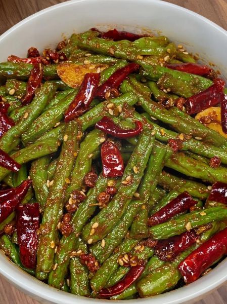 干煸四季豆怎么做_干煸四季豆需要焯水吗-第3张图片-山城妙识 干煸四季豆怎么做_干煸四季豆需要焯水吗-第3张图片-山城妙识