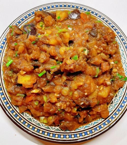 土豆炖茄子怎么做_家常做法步骤详解-第3张图片-山城妙识 土豆炖茄子怎么做_家常做法步骤详解-第3张图片-山城妙识